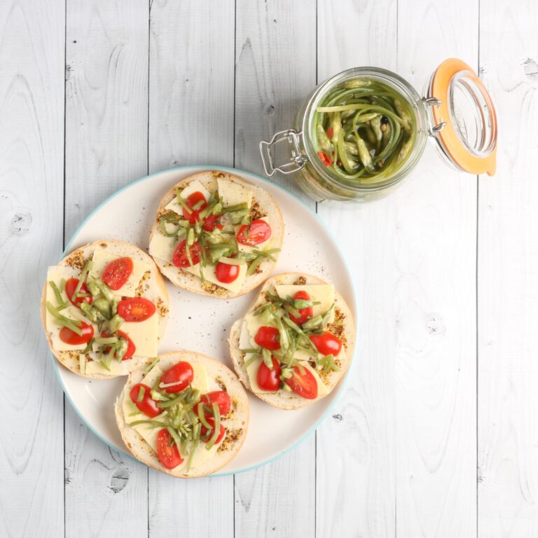 Fermented Wild Garlic Buds | An Easy Recipe From The Last Preserve